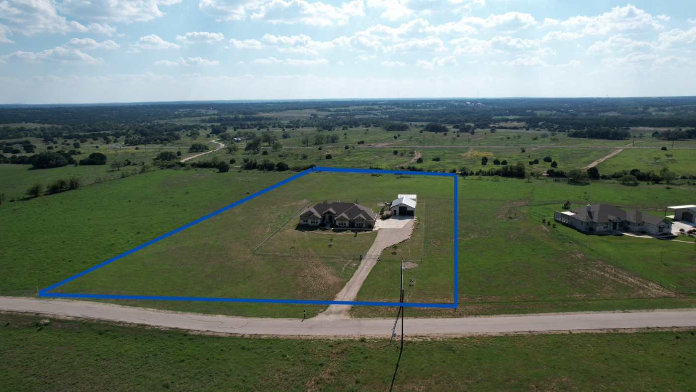 Sprawling Ranch Home on Five Acres of Texas Land - Haven Lifestyles