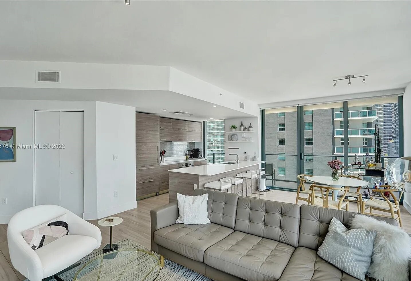 Sleek Contemporary Condo in Miami’s Brickell Neighborhood - Haven ...