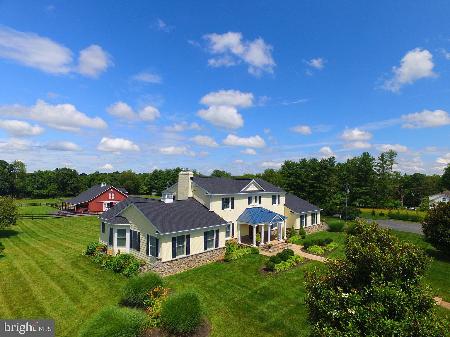 5 Amazing Estate & Farm Properties on the Market - Haven Lifestyles
