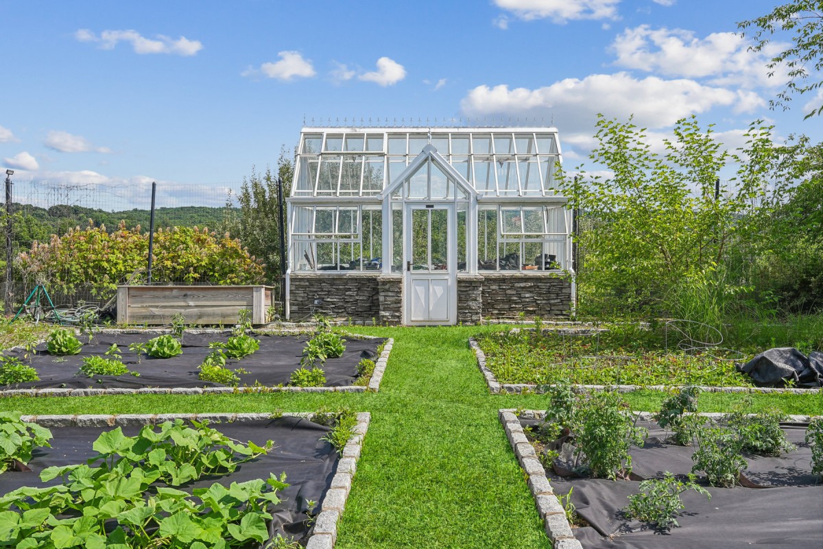 Palatial Estate Inspired by the Palace of Versailles - Haven Lifestyles