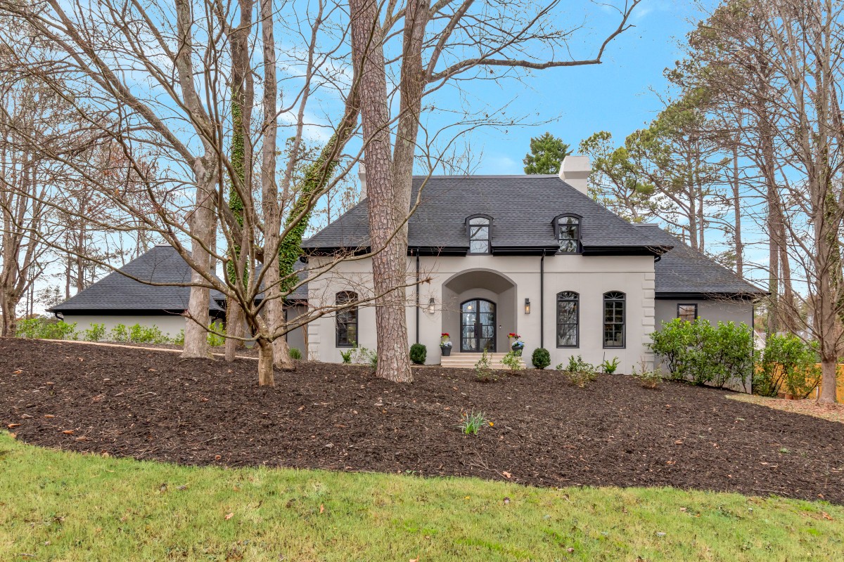 Stylish and Thoughtfully Renovated Home in Coveted Atlanta Enclave ...