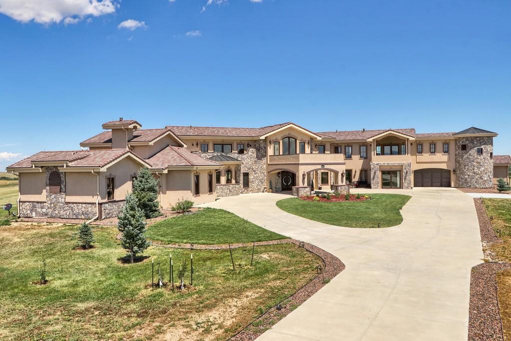 4 Stunning Homes on the Market in Castle Rock - Haven Lifestyles