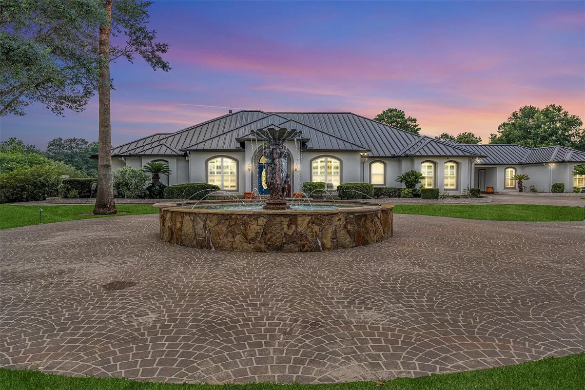 Luxurious Ranch-Style Home on a Sprawling Ten-Acre Lot - Haven Lifestyles