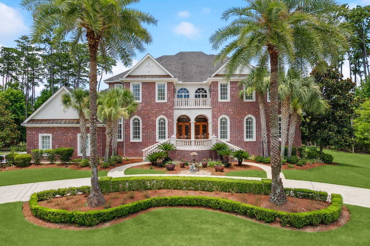 Exquisite Estate Home in Exclusive Gated Community - Haven Lifestyles