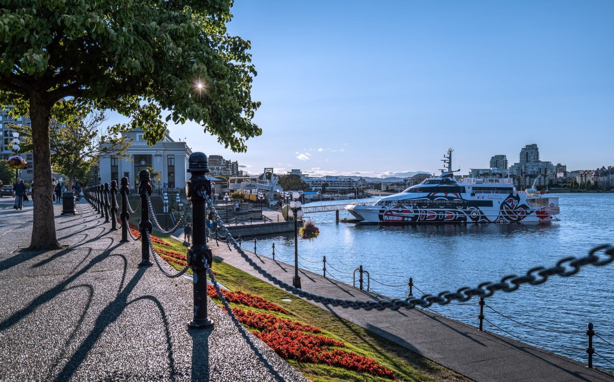 Top Places for Boating Enthusiasts to Live in Canada - Haven Lifestyles