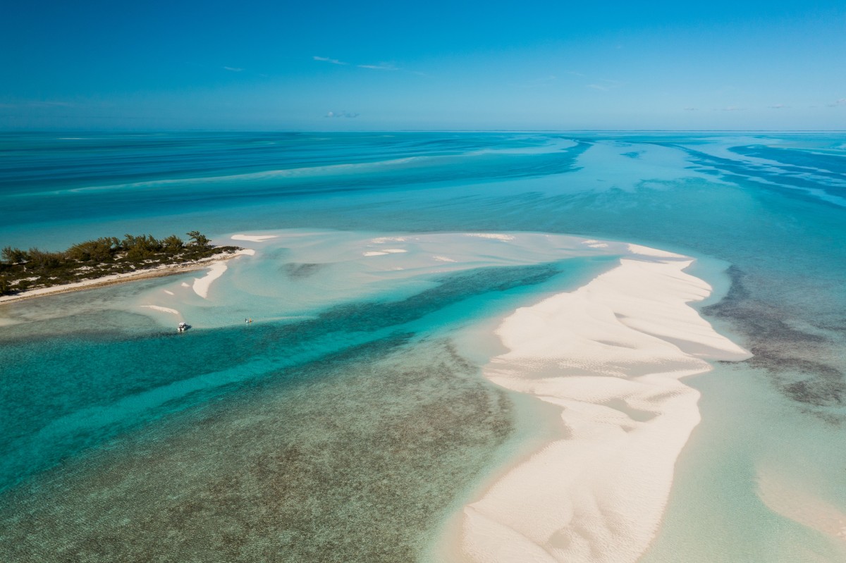 Exclusive $3.9 Million Listing: Elite Golf Oasis in Timeless Jack’s Bay ...