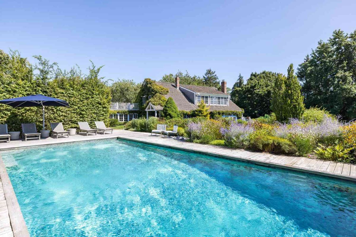 Drew Barrymore Seeks $8.45 Million for Bucolic Hamptons Retreat - Haven ...