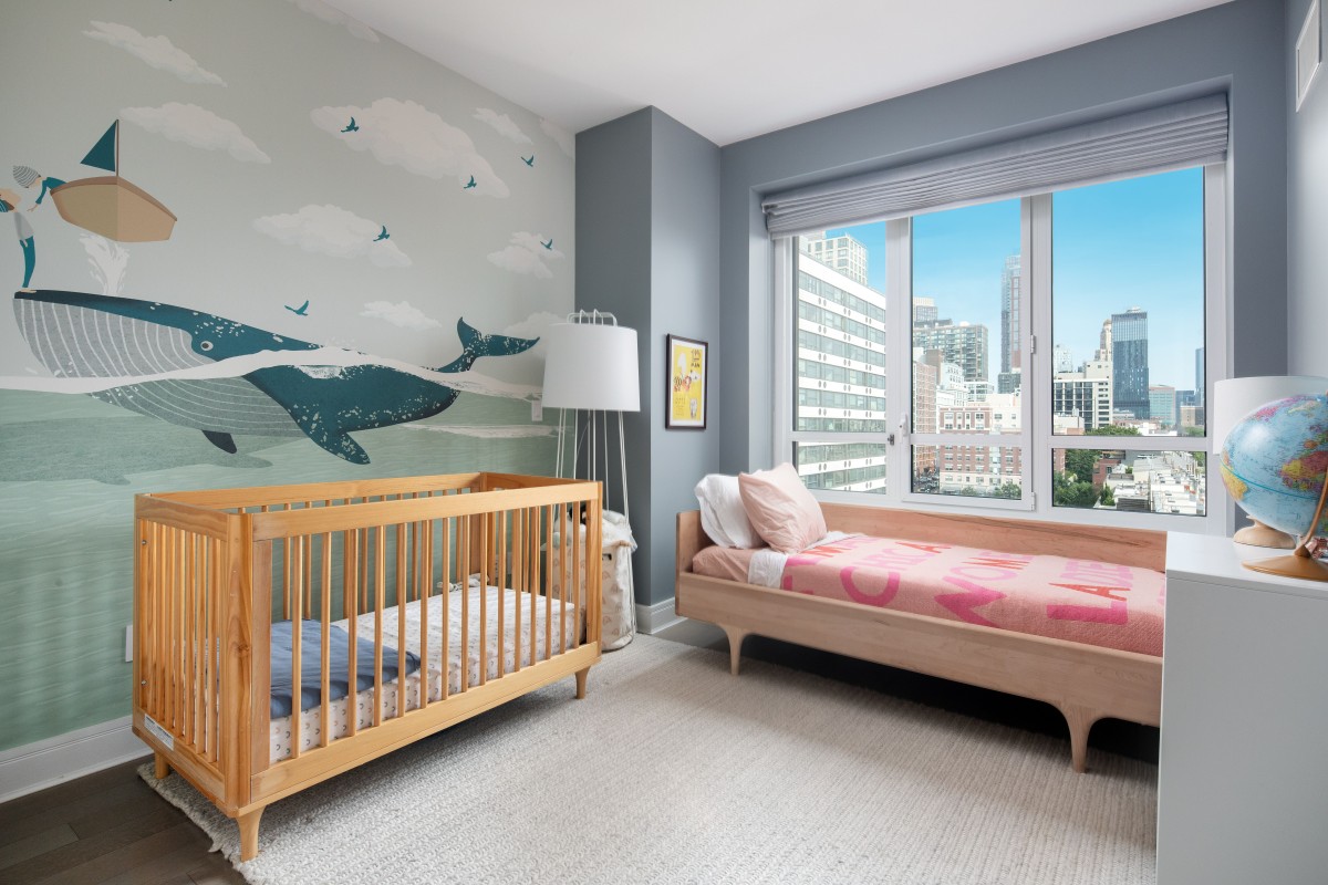 Deck the Walls: Opulent Wallpapers in Luxurious NYC Condos - Haven ...