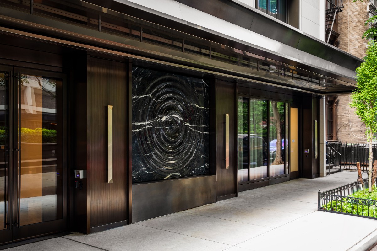 Sutton Tower Lists $65 Million Penthouse 80: The East Side Waterfront's ...