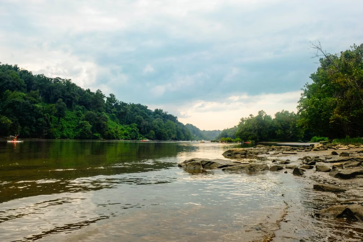 Top Lakes and Rivers to Explore in Virginia This Summer - Haven Lifestyles