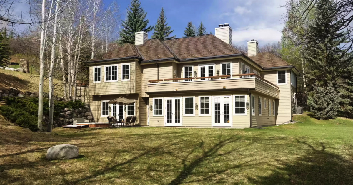 10 Properties with Amazing Outdoor Living Spaces On The Market - Haven ...