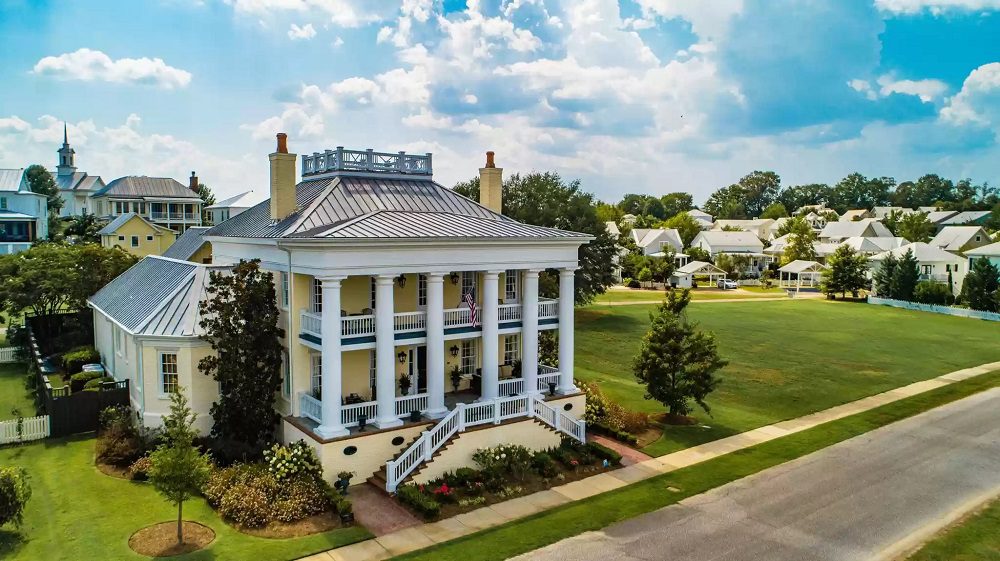 10 Beautiful Homes On The Market In Alabama - Haven Lifestyles
