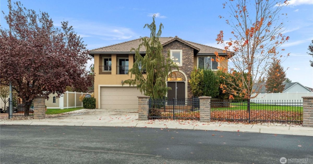 8 Stunning Washington Homes for Sale - Haven Lifestyles